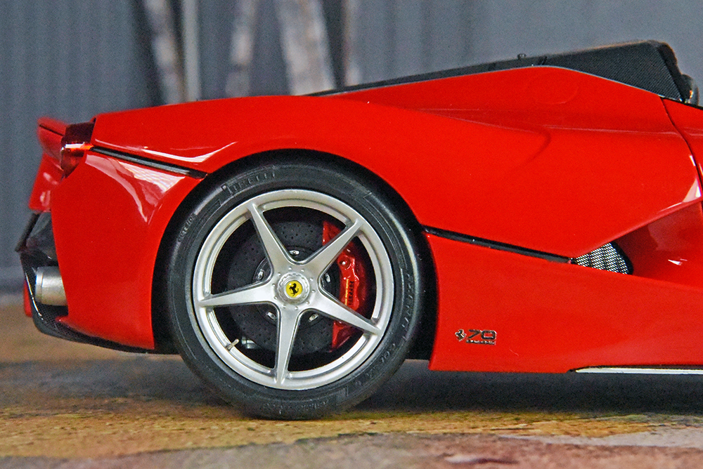 Ferrari LaFerrari Aperta – endlich! - Originale Modelle - Modelcarforum