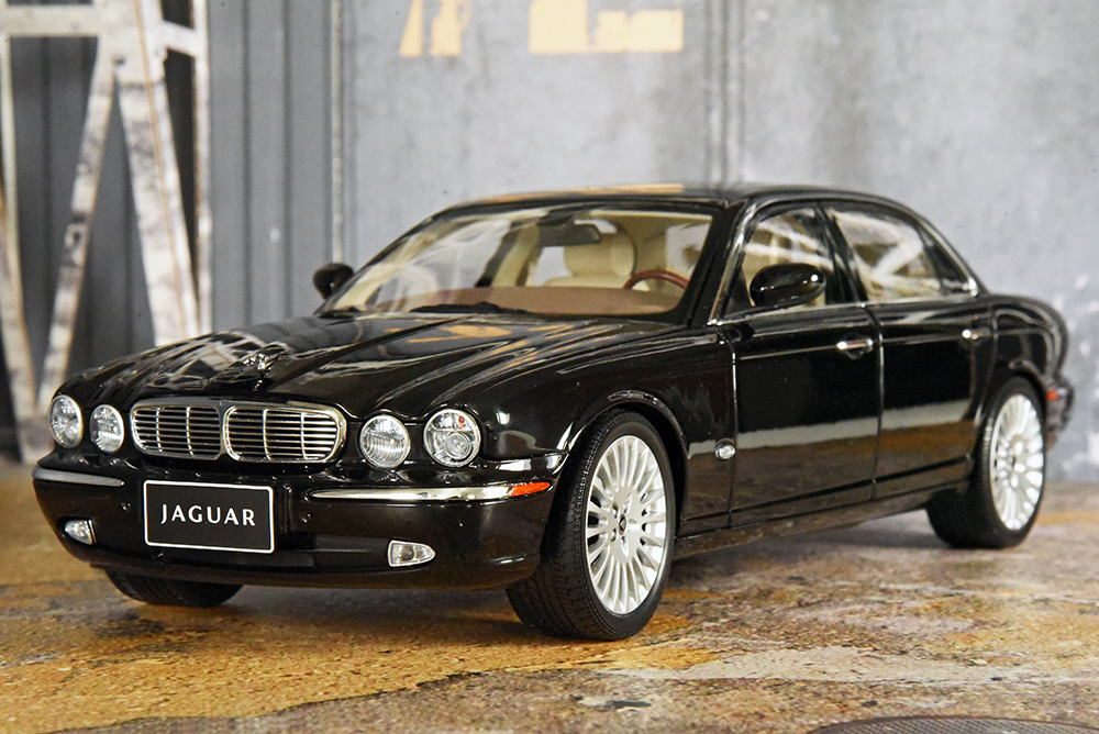 Jaguar XJ (X350) von Almost Real - Originale Modelle - Modelcarforum