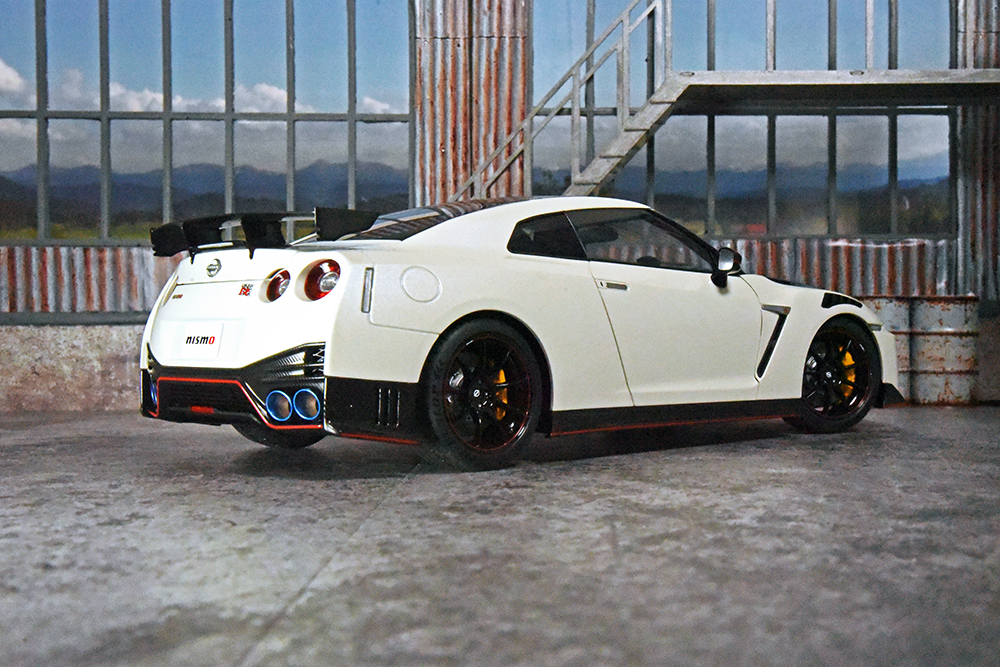 Nissan GT-R (R35) Nismo: Godzilla mit Karbon… - Originale Modelle ...