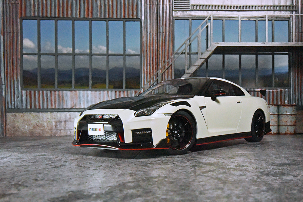 Nissan GT-R (R35) Nismo: Godzilla mit Karbon… - Originale Modelle ...